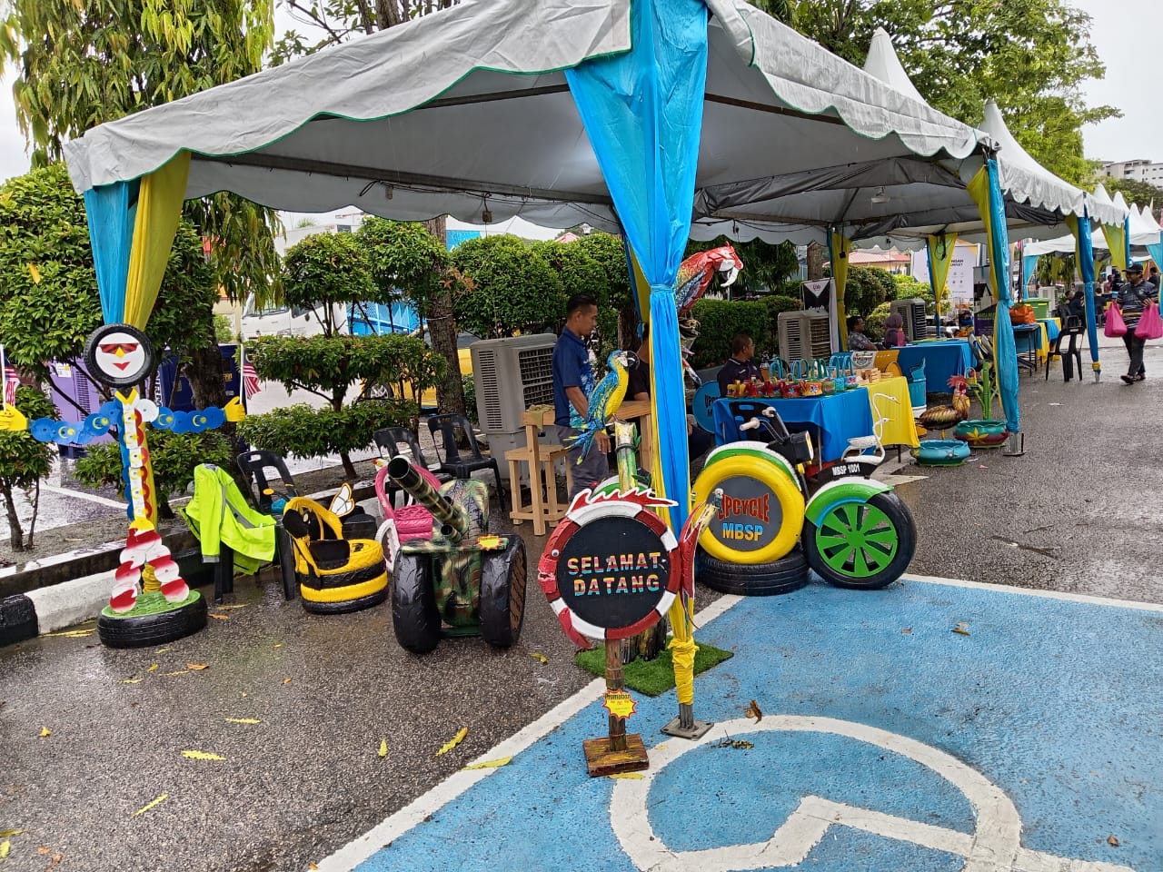 Pameran upcycle Pembangunan Modal Insan