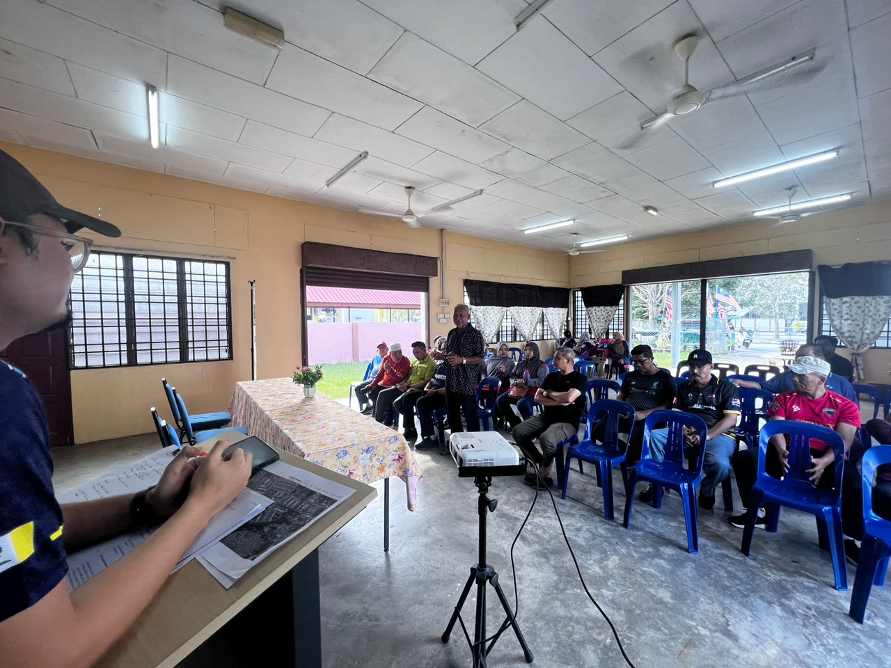 Program Gotong Royong Mega Di Taman Penaga Penaga
