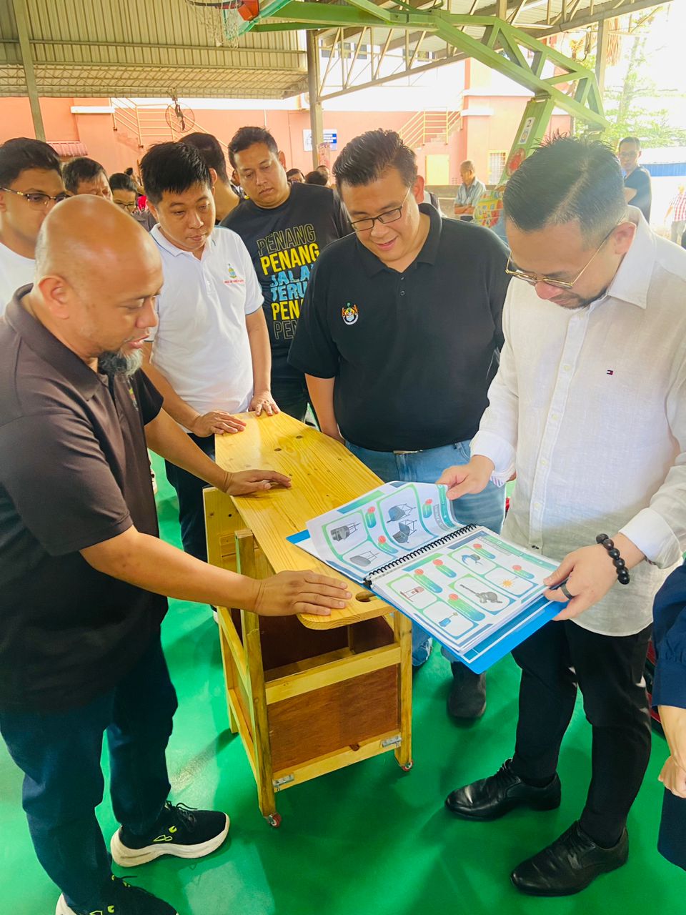 Pameran Upcycle Karnival Keluarga Bersama Belia Adun Berapit