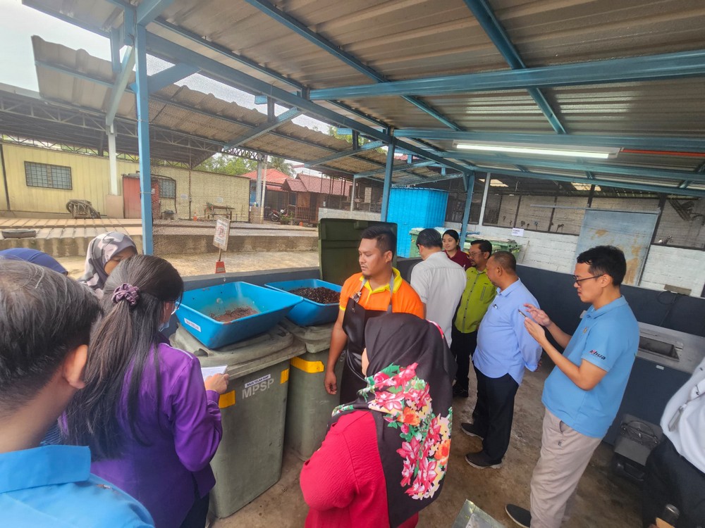 Lawatan Aktiviti Kompos Di Depoh Inderawasih