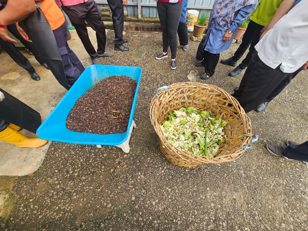 Lawatan Aktiviti Kompos Di Depoh Inderawasih