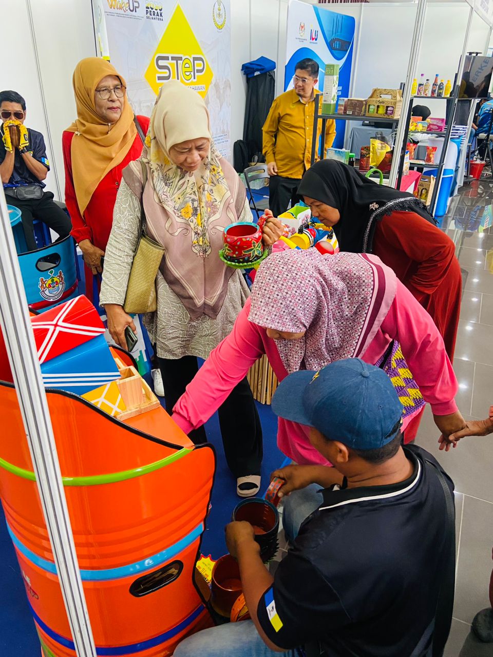PAMERAN UPCYCLE HARI PENJAJA DAN PENIAGA KECIL PERINGKAT KEBANGSAAN 2024