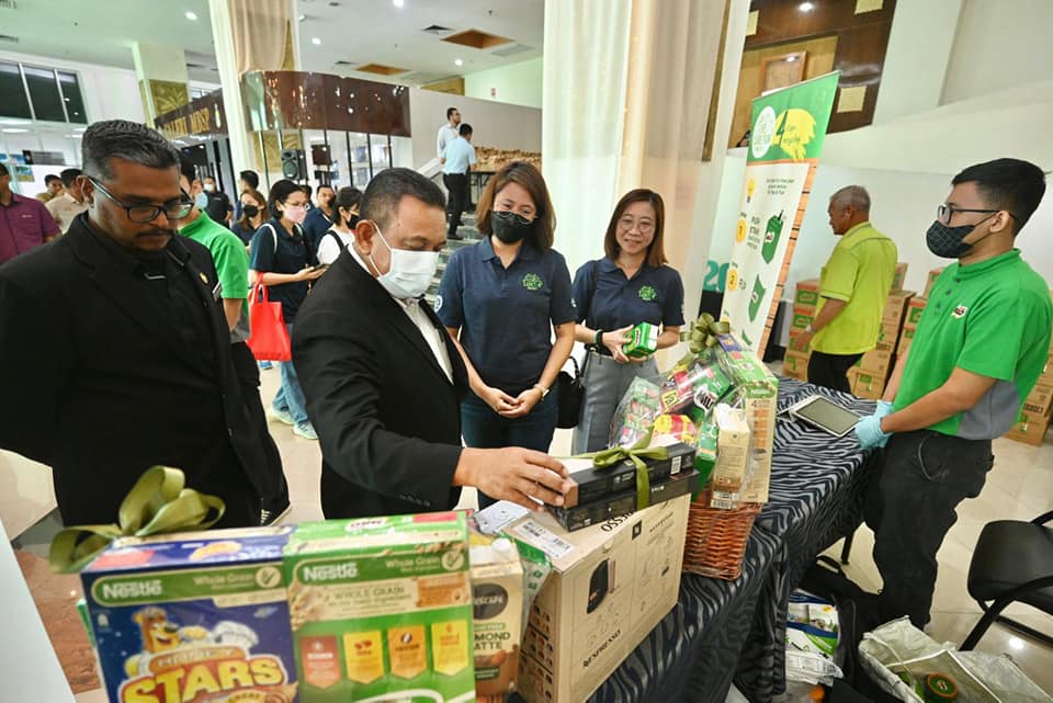 PROGRAM PROJEK CARETON BERSAMA TETRA PAK DAN NESTLE MILO UHT MALAYSIA ...
