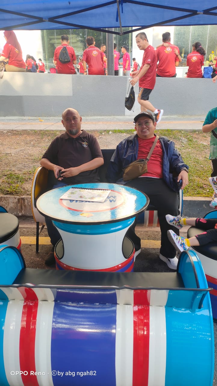 Car Free Morning bulan Mac