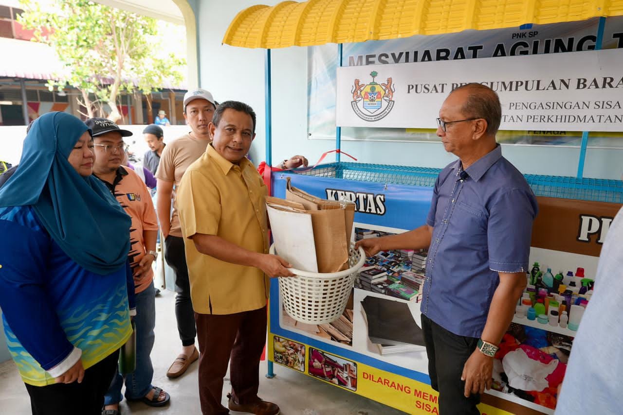 PROGRAM KEMPEN KESEDARAN ALAM SEKITAR DAN PENYERAHAN SANGKAR KITAR ...